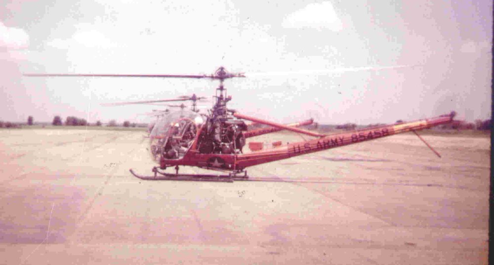 Vietnam Helicopter insignia and artifacts - Flight School